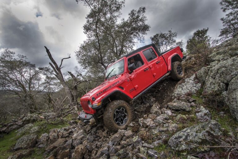 Hitting the Trail with the 2020 Wrangler JT Gladiator
