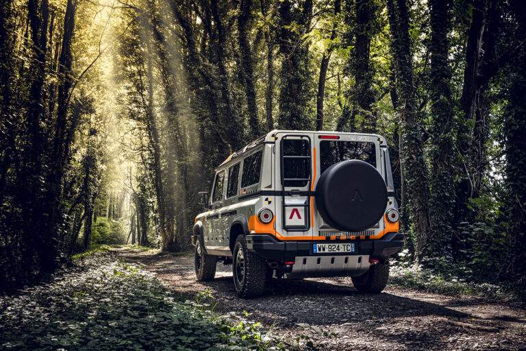INEOS Grenadier 4x4 | Features and Interior