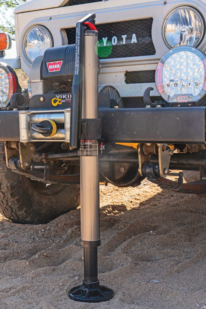 Top Off Road Tire Jacks for 4x4 & Overland Vehicles | 2025 Guide