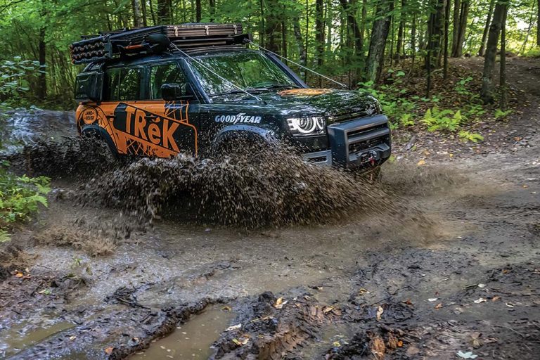 Land Rover TReK 2022